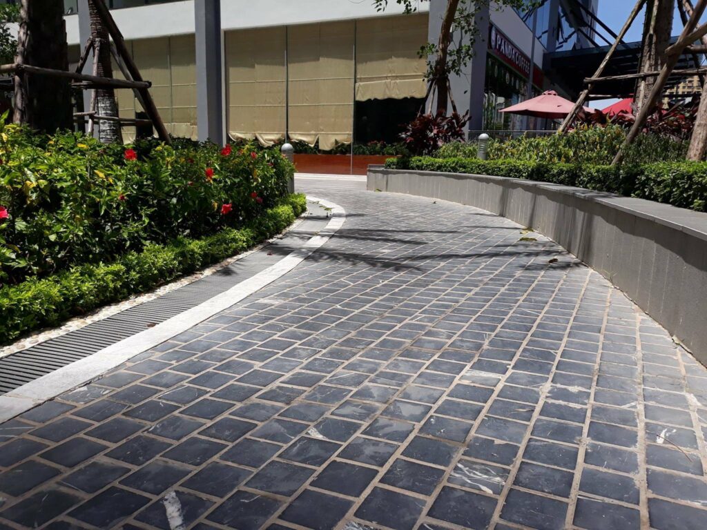 Scraped. Driveway 2 - NATURAL STONE SUPPLIER